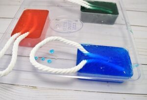 How to Make Soap on a Rope ⋆ Dream a Little Bigger