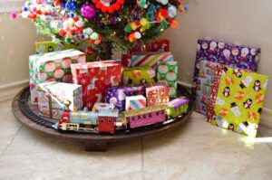 Christmas Tree Train Table & Stand Cover ⋆ Dream a Little Bigger