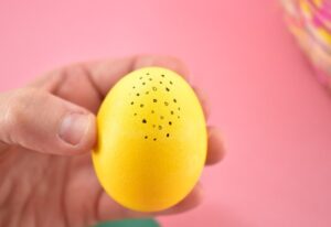 Easy and Adorable Lemon Easter Eggs ⋆ Dream a Little Bigger