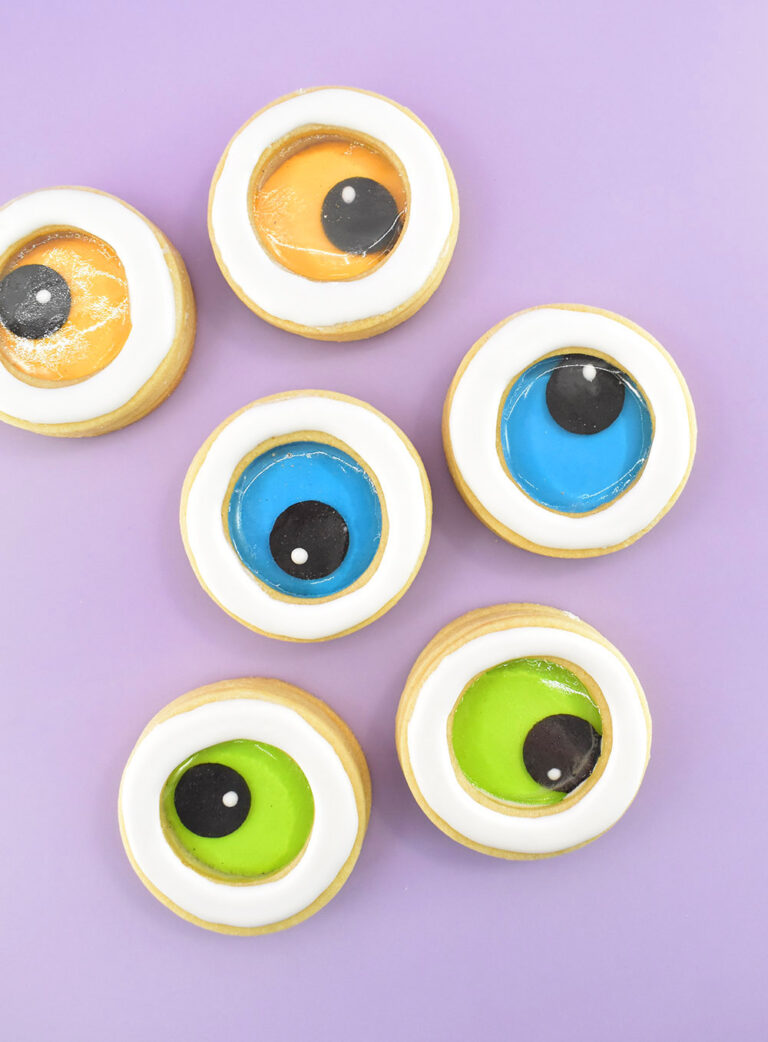 Googly Eye Shaker Cookies ⋆ Dream a Little Bigger