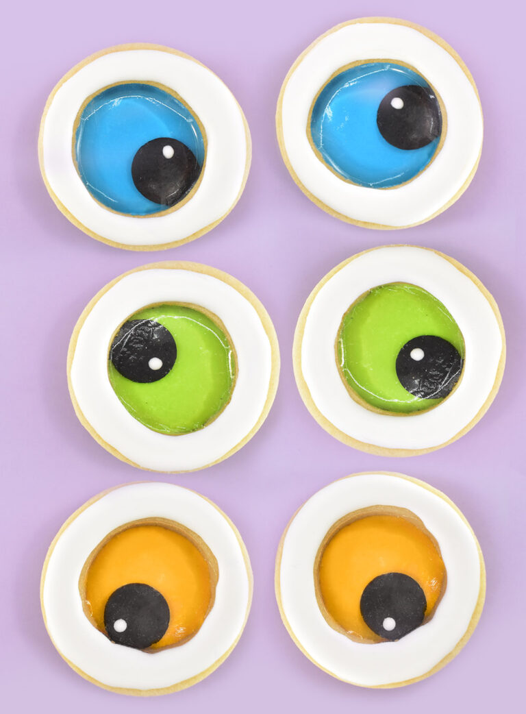 Googly Eye Shaker Cookies ⋆ Dream a Little Bigger