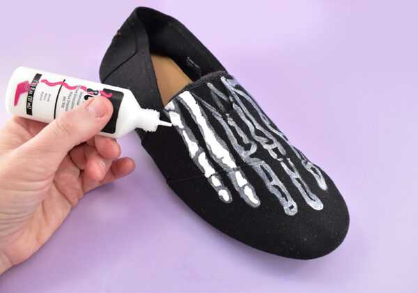 DIY Skeleton Feet Shoes 2 Ways! ⋆ Dream a Little Bigger