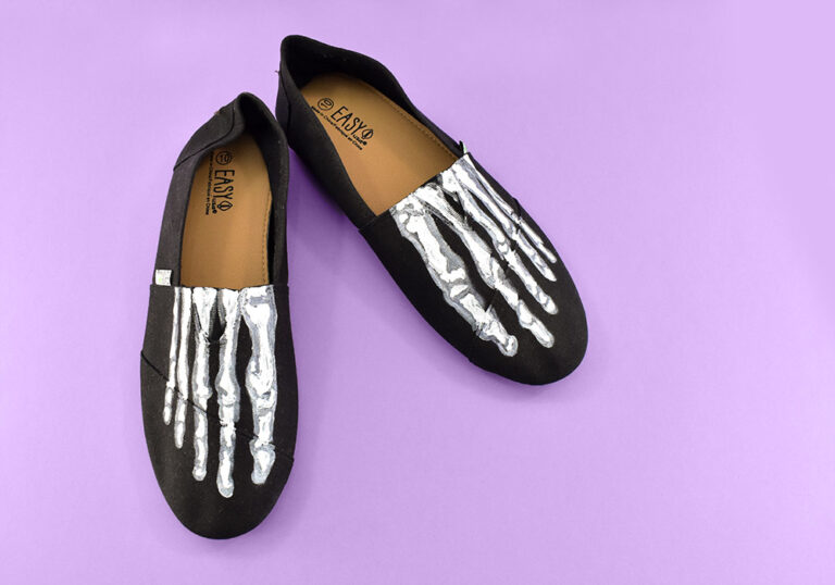 DIY Skeleton Feet Shoes 2 Ways! ⋆ Dream a Little Bigger