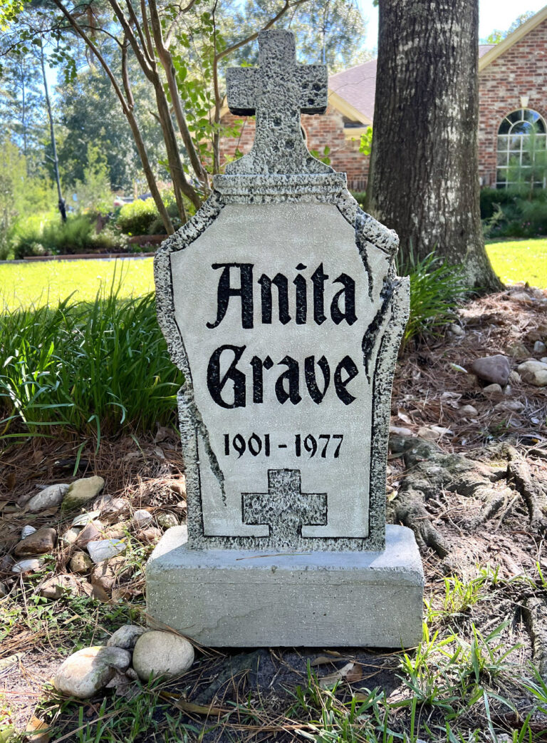 Store-Bought Tombstone Makeover ⋆ Dream a Little Bigger